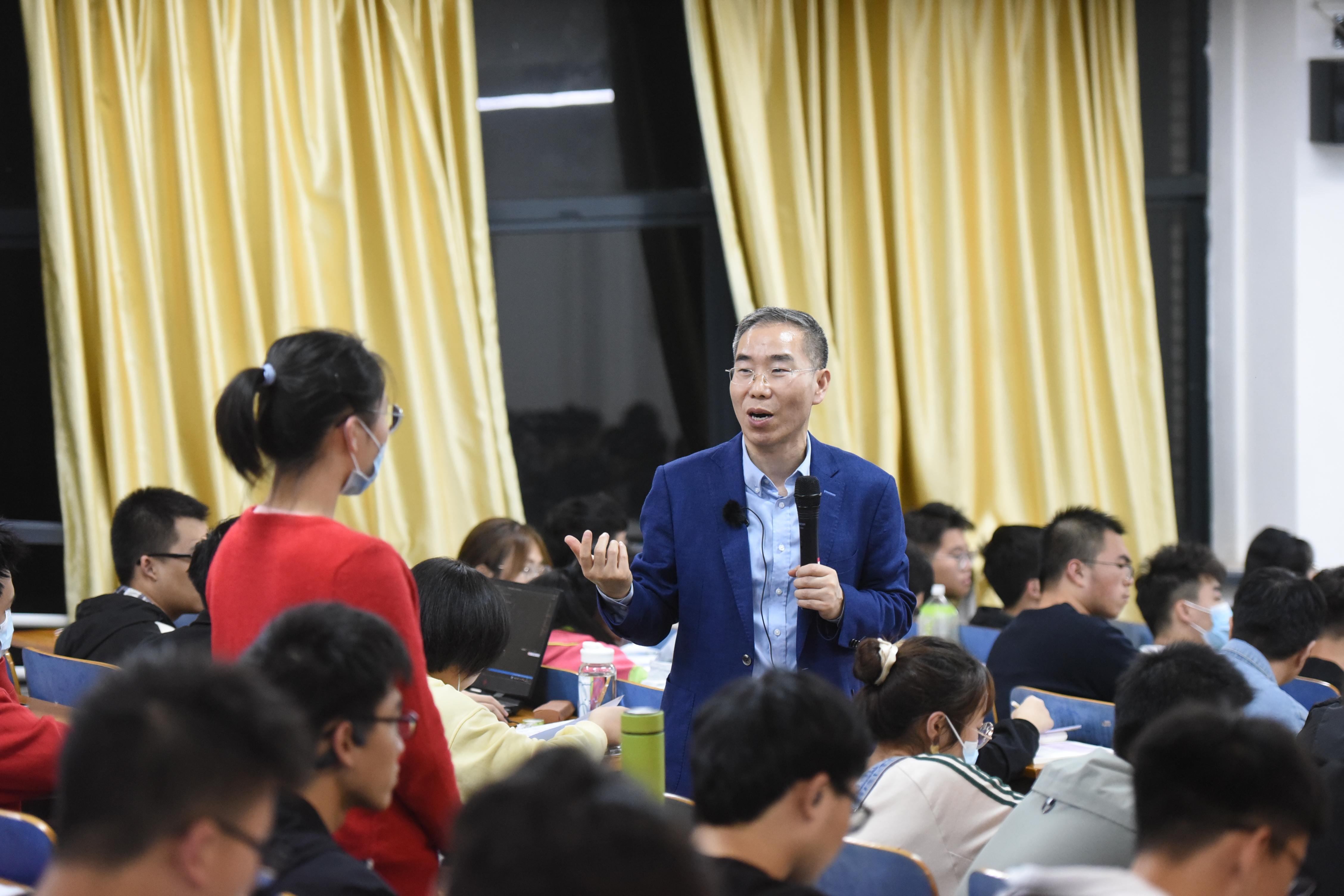 Big News: Professor Xu Weilin, president of Wuhan Textile University ...
